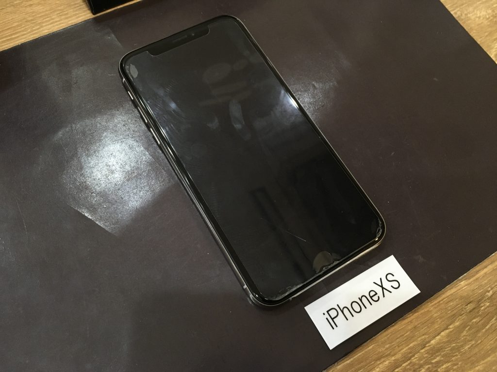 iPhoneXS 液晶画面&バッテリー交換 | iPhone(アイフォン)修理 茨木 高槻 吹田 箕面ならオリスマ茨木店へ！